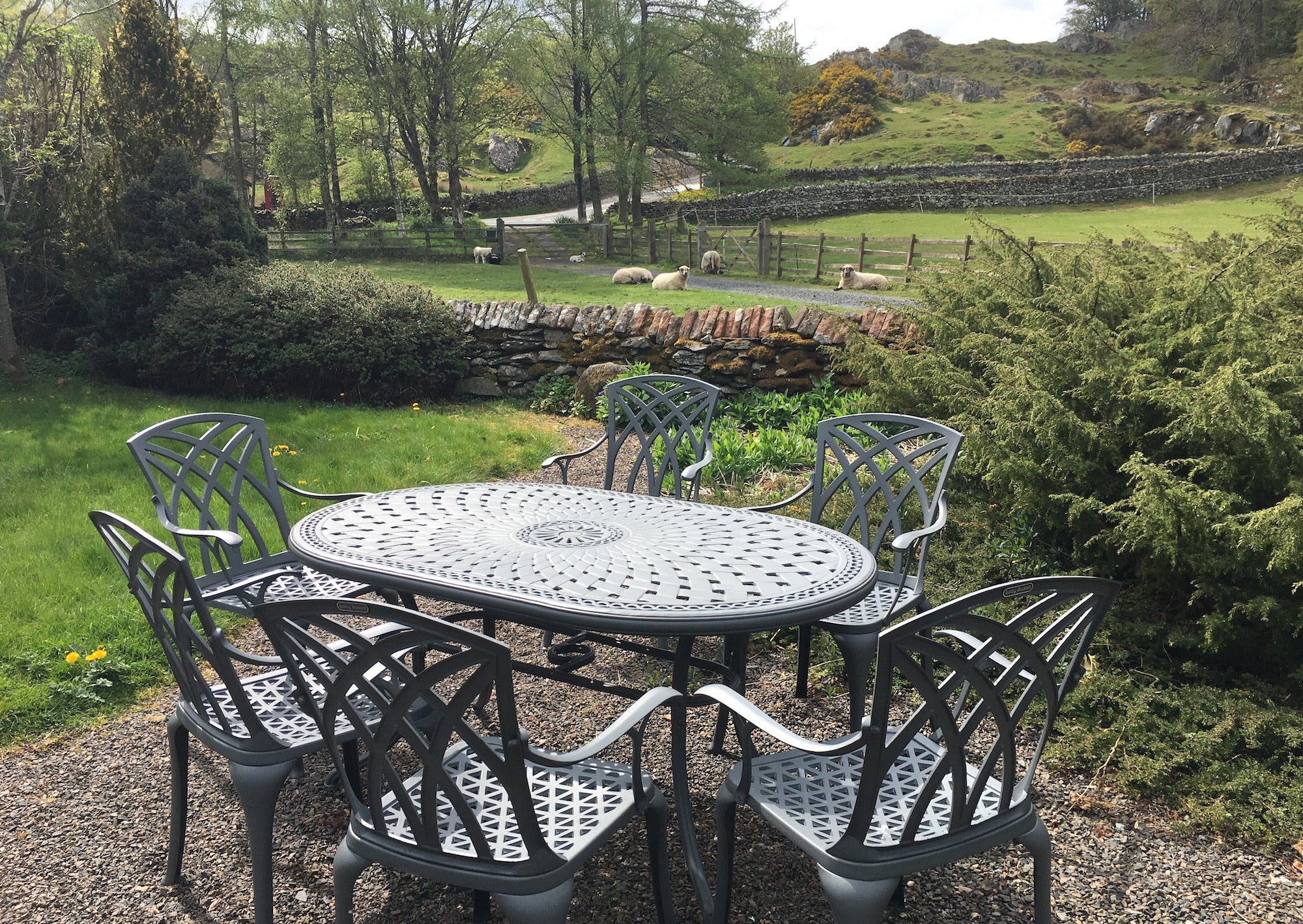 Our top 5 garden design solutions for a large country plot – Lazy Susan